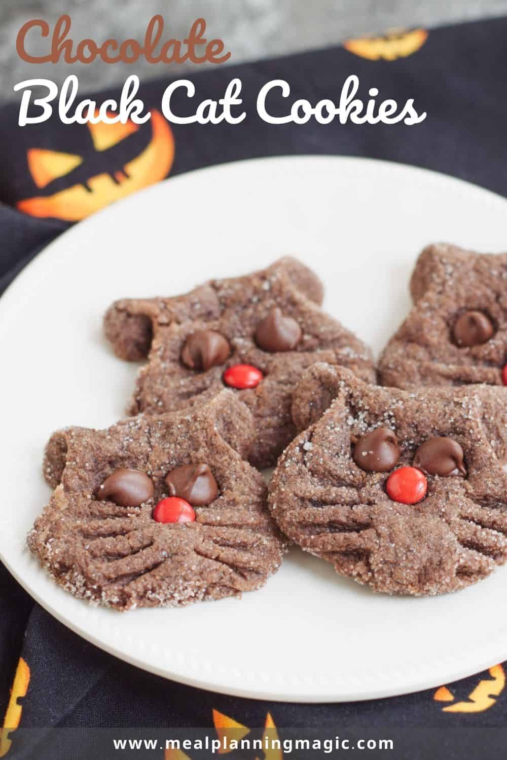 Easy Chocolate Black Cat Cookies - Meal Planning Magic