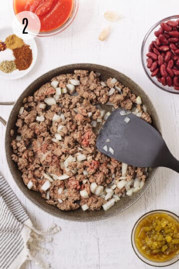 Easy Ground Beef and Taco Quinoa Skillet - Meal Planning Magic